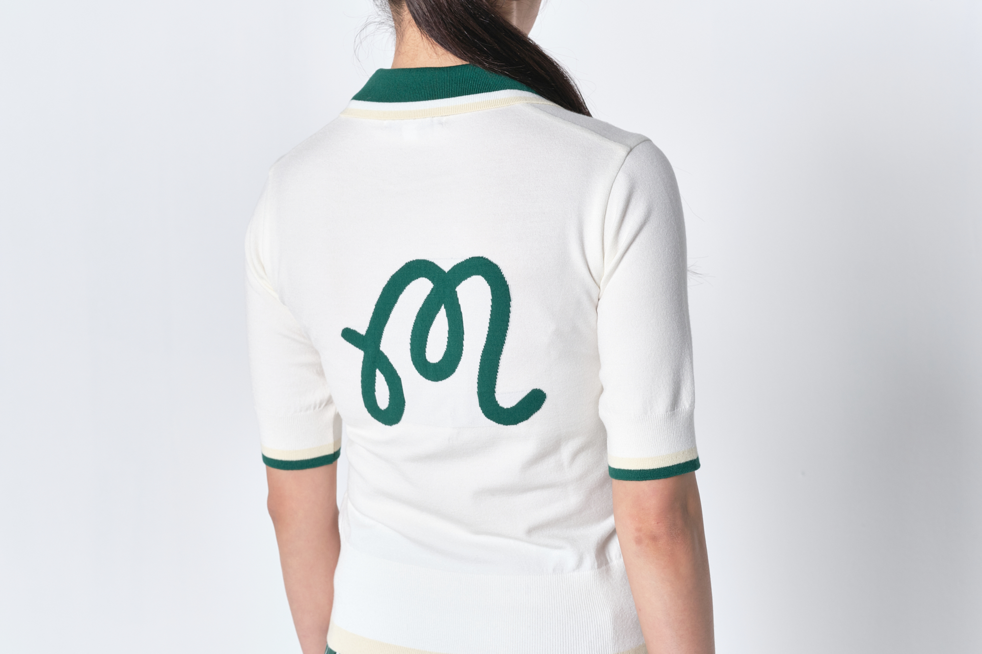 MALBON M 스크립트 스웨터 (오프화이트) (ML0101) 어드레스 골프 여성 프리미엄 골프복 골프웨어 렌탈 대여